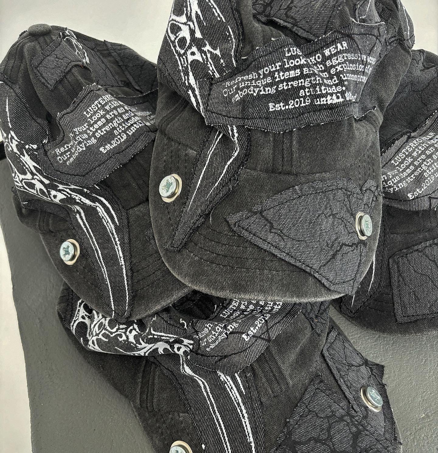 LUSTERKO WEAR – lusterkowear